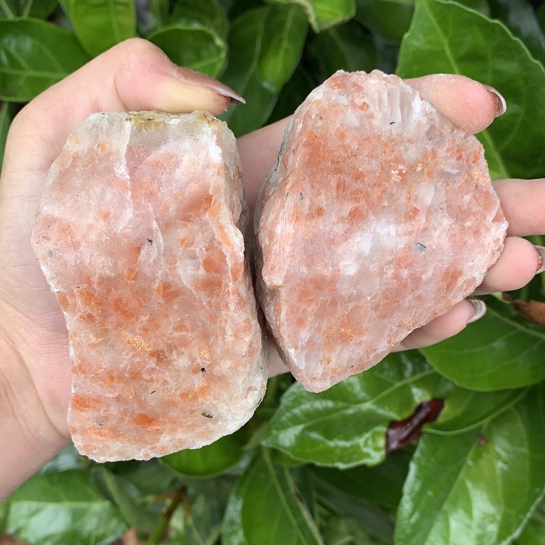 Sunstone – The Guide Crystals